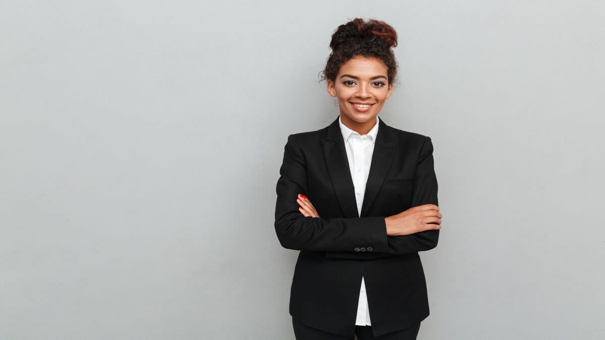 Top 10 Interview Outfits For Ladies: Make A Lasting Impression | NASI ...