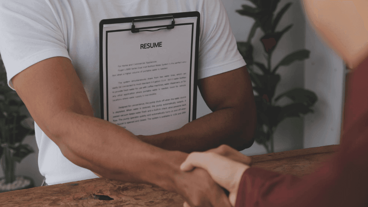 The Ideal Time To Hand-Deliver Your CV: Morning Vs. Afternoon | NASI ISPANI