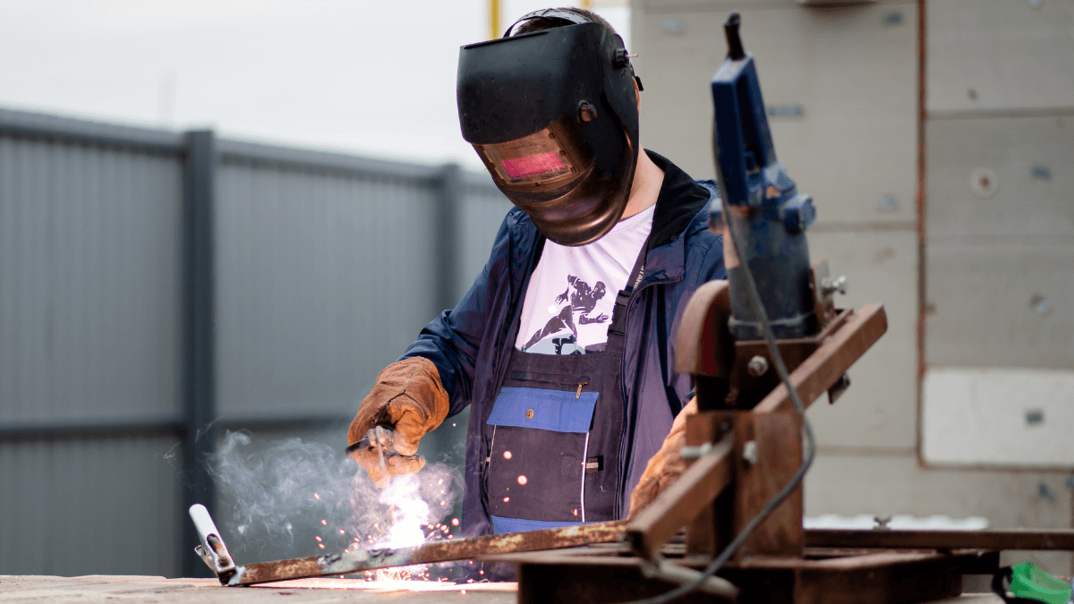 Welder Apprenticeship Programme - 18 Months Contract | NASI ISPANI